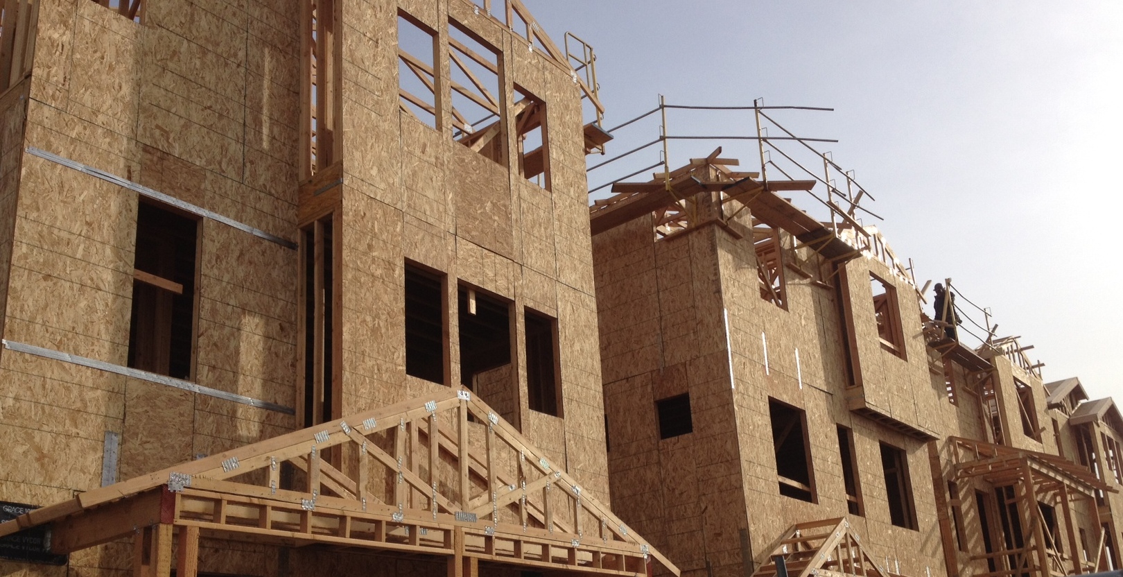 Fraing 031913c-cropped - Construction Canada