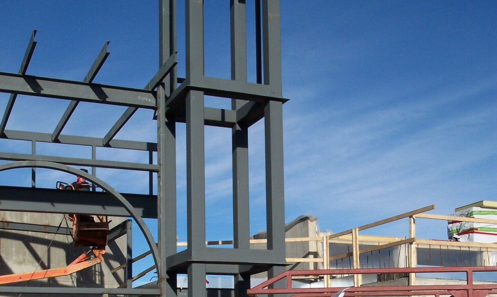 Arch steel support - Construction Canada