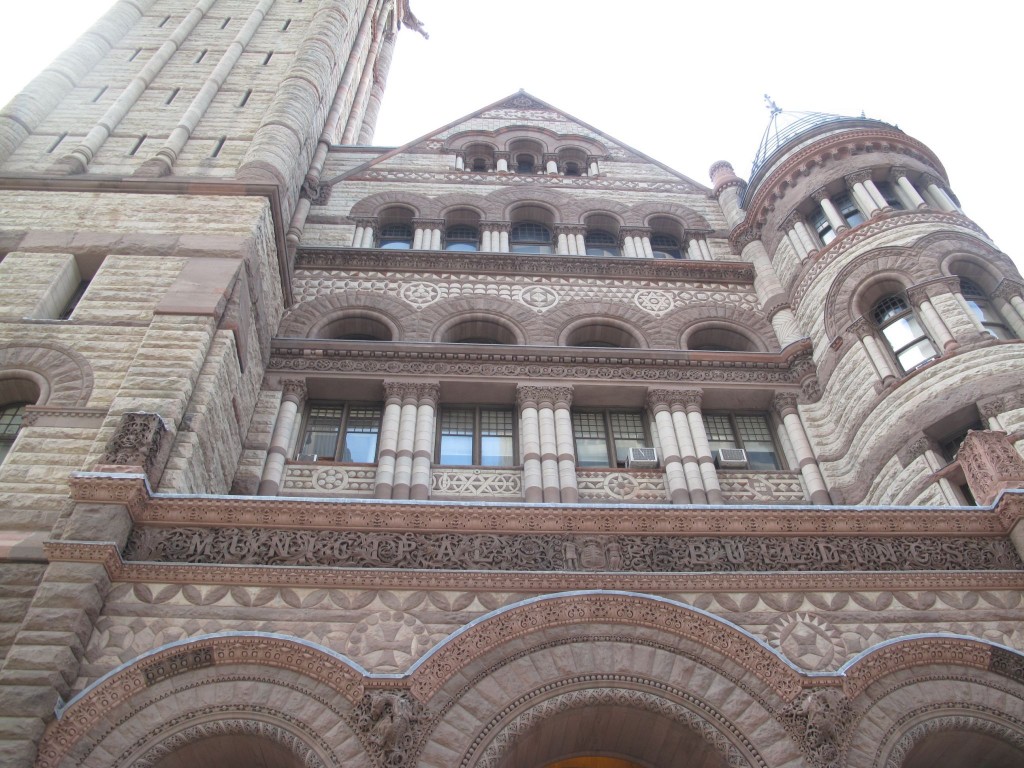 Monumental masonry arches - Construction Canada