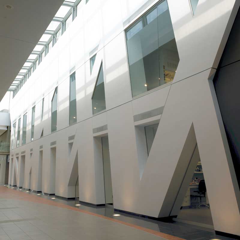 nfoe-Boehringer-Ingelheim_Research-Facility-Expansion_atrium ...