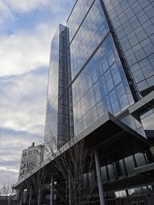 Manitoba_Hydro_building_WikimediaCommons_Krazytea - Construction Canada