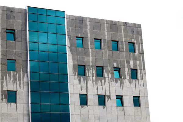 Vapour diffusion and condensation control for commercial wall ...