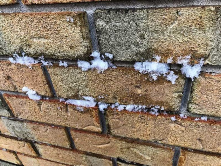 3-Example-of-snow-accumulation-on-brick-with-raked-joint-profile ...
