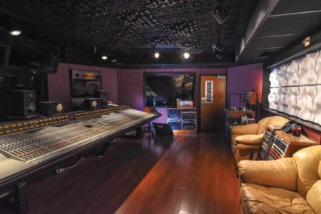 Specifying sound absorption and diffusion for optimal acoustic spaces ...