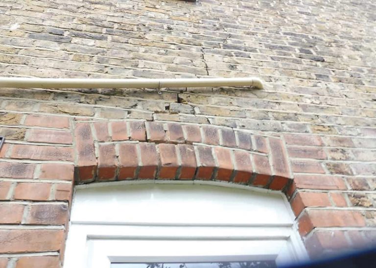 Failed-brick - Construction Canada
